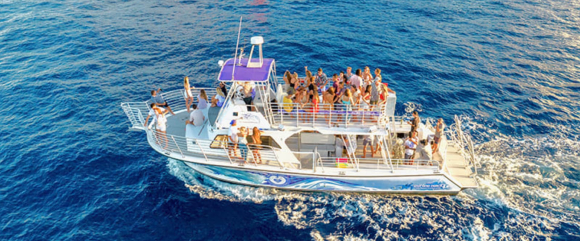 Exploring Honolulu with the Family: The Best Boat Tours and Cruises